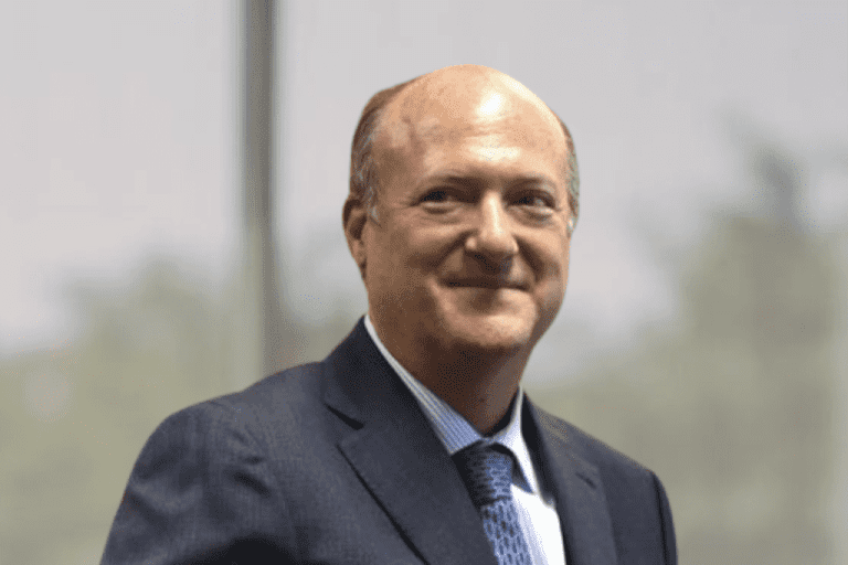 Quién es el dueño de, autor en Quién es el dueño de