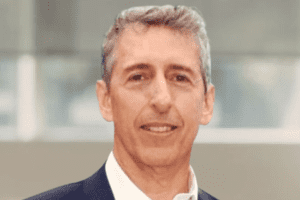 Quién Es El Dueño De Grupo Ras